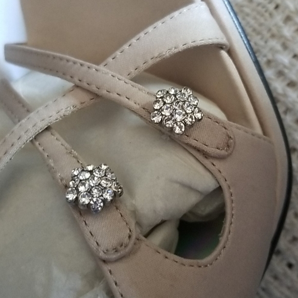 Delicious | Shoes | High Heeled Sandles | Poshmark